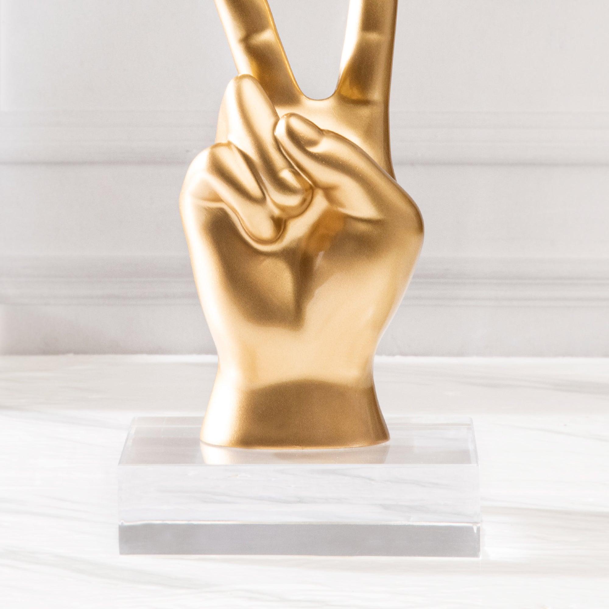 VICTORY SCULPTURE – Smokey Cocktail