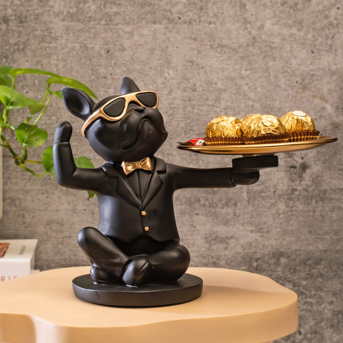 Sturdy Dog Statue With Tray – Smokey Cocktail