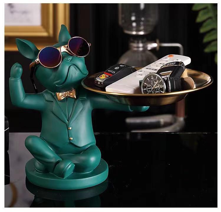 Sturdy Dog Statue With Tray – Smokey Cocktail