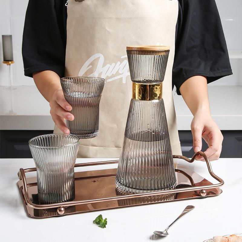 Decanter: Buy Decanter Set, Diamond Shape Decanter & Cocktail Decanter ...